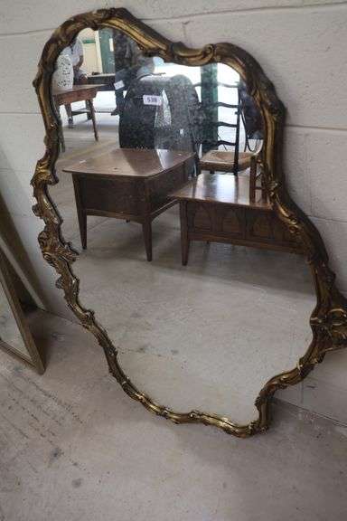 Vintage Gilt Mirror - Dixon's Auction at Crumpton