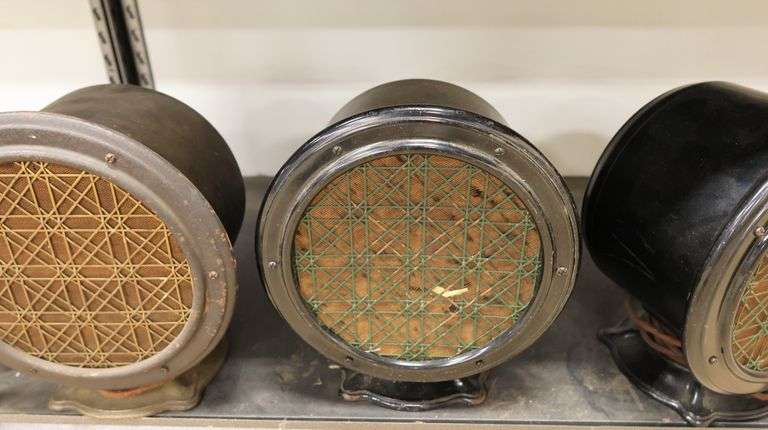 Lot of (3) Antique Radio Speakers - Dixon's Auction at Crumpton