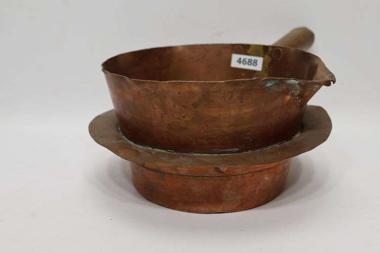 Antique Dovetailed Copper Spouted Pot - Dixon's Auction at Crumpton