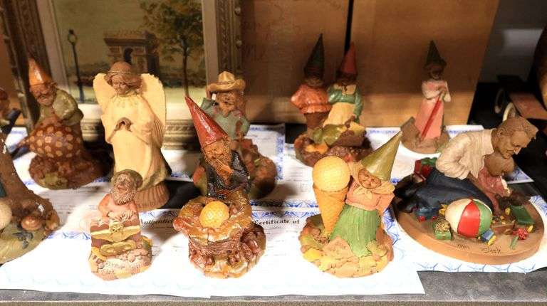 Collection of Vintage Tom Clark Gnomes - Dixon's Auction at Crumpton