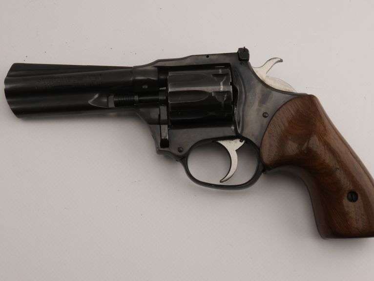 [Regulated] High Standard Sentinel Mk I Revolver in 22 Lr - Dixon's ...