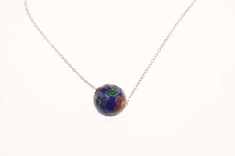 14k Gold Enamel Ball Necklace 1.9g - Dixon's Auction at Crumpton