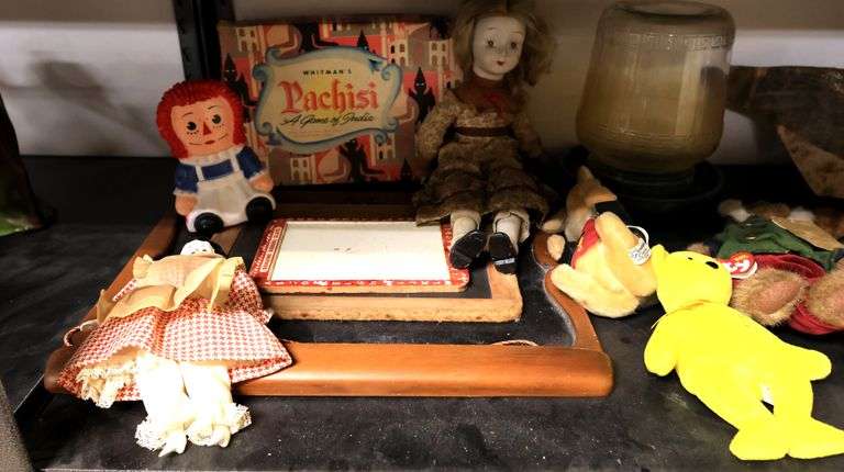 Lot Vintage Dolls, Raggedy Ann & Andy, Goose Silhouette Decoys Etc ...