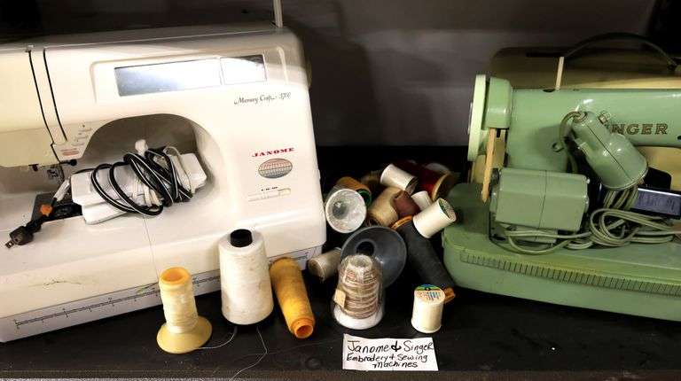 Vintage Janome & Singer Embroidery & Sewing Machines - Dixon's Auction ...