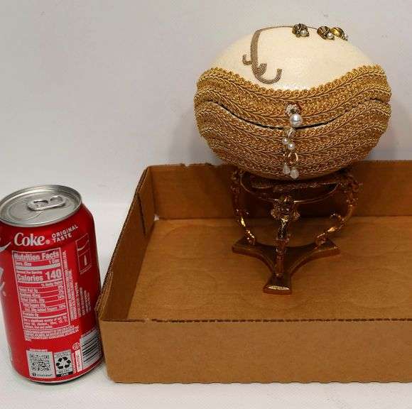 Vintage Ostrich Egg Box - Dixon's Auction at Crumpton