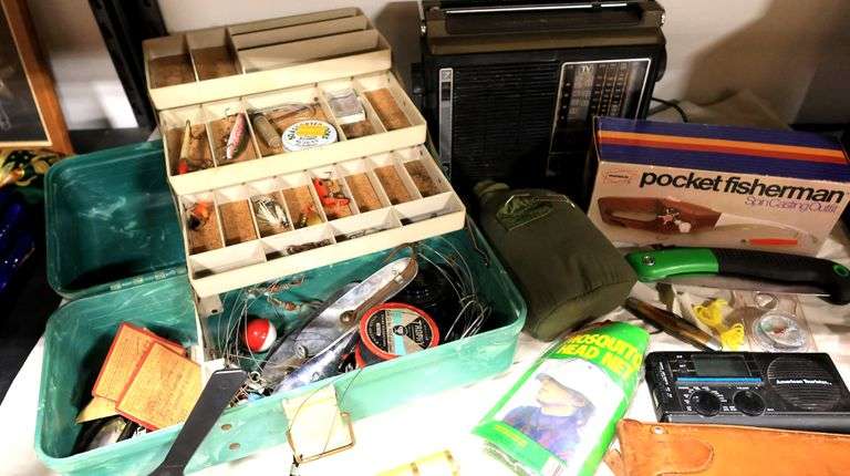 Lot Fishing Tackle Box, Canteen, Knives, Zenith Radio Etc. - Dixon's ...