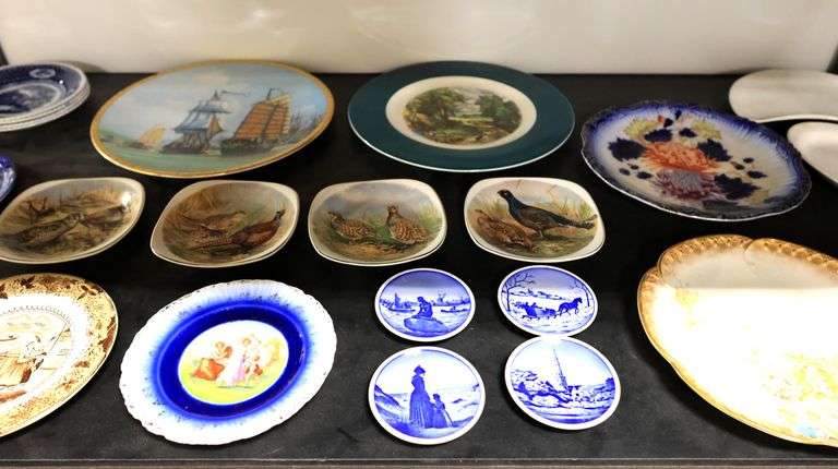 Lot of Vintage China / Porcelain Collector Plates & Cabinet Dishes ...