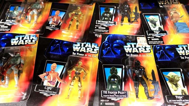 Lot (24) New Old Stock Star Wars Potf Action Figures (Unopened) - Dixon ...