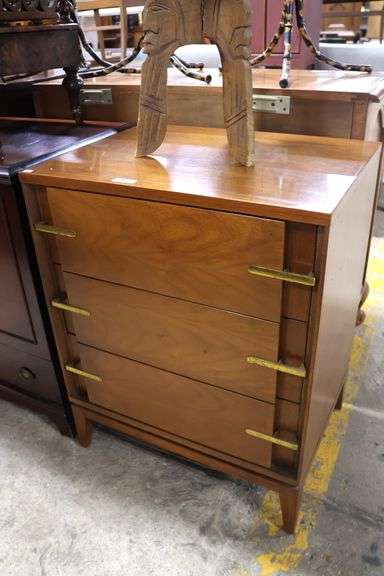 Basic-Witz MCM Walnut Nightstand - Dixon's Auction at Crumpton