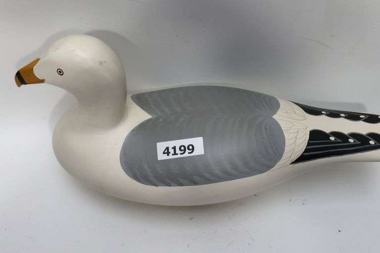 Charles Bryan Seagull Decoy - Dixon's Auction at Crumpton