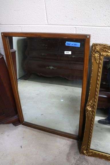 MCM Mirror - Dixon's Auction at Crumpton