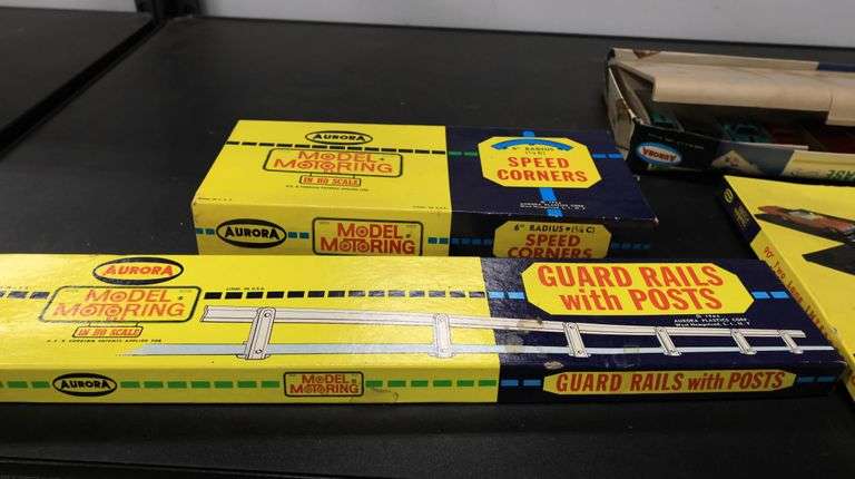 Lot of Vintage Aurora Model Motoring Car Race Track Parts, Cast Etc ...