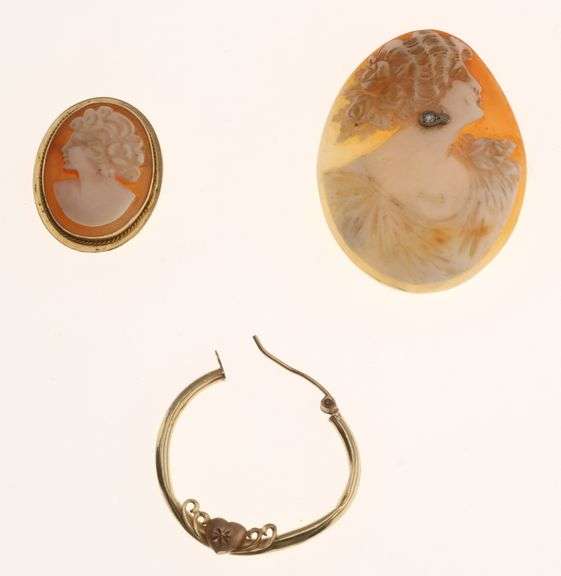 14k Gold Single Earrings + Cameo with Diamond Lot - Dixon's Auction at ...