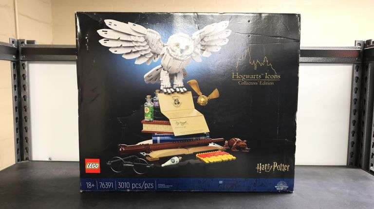 Lego #76391 Harry Potter Hogwarts Icons Collection (Unopened Bags in an ...