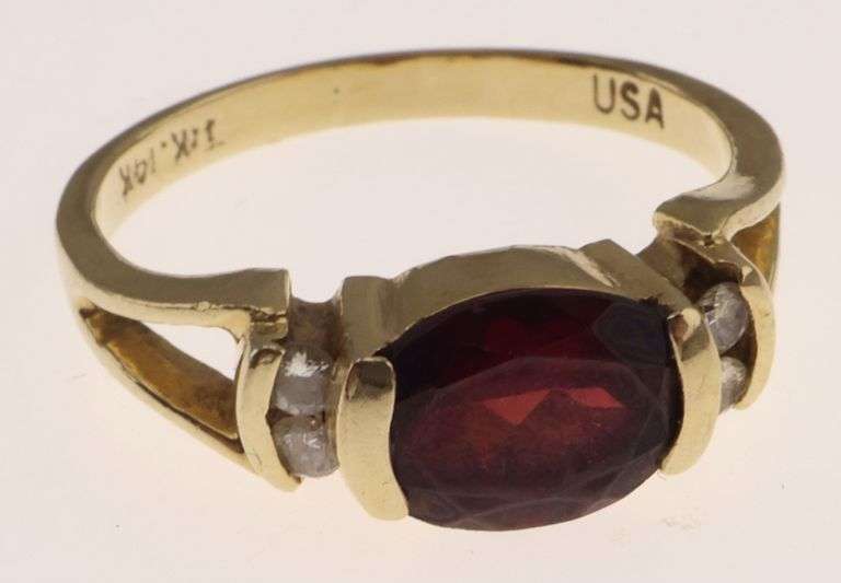 14k Gold Garnet & Diamond Ring 2.8g - Dixon's Auction at Crumpton