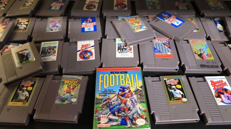 Lot of Vintage NES Nintendo Games - Dixon's Auction at Crumpton