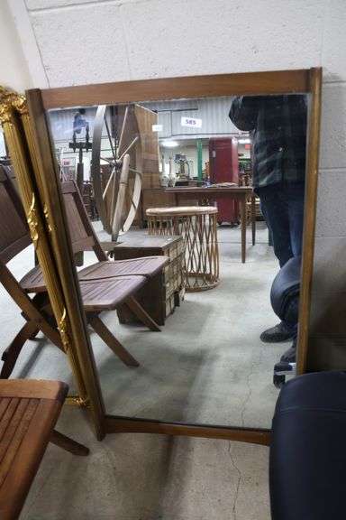 MCM Mirror - Dixon's Auction at Crumpton