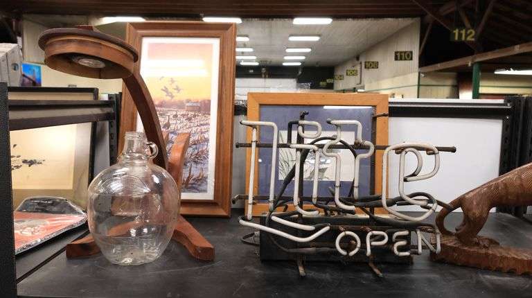 Lite Beer Neon Sign, MCM Wooden Desk Lamp, And Assorted Decor - Dixon's ...