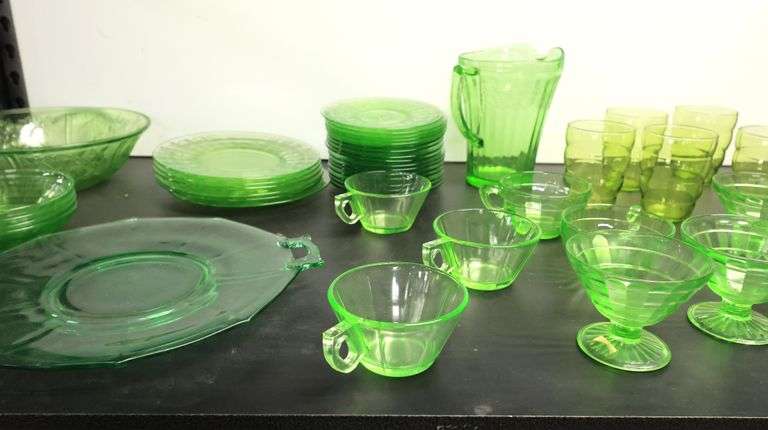 Lot of Vintage / Antique Green Depression Glass Dishes - Dixon's ...