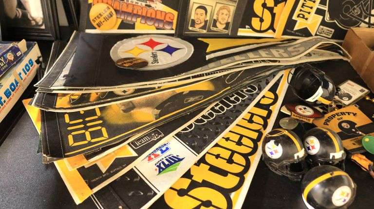 Lot of Pittsburgh Steelers Football Memorabilia - Dixon's Auction at ...