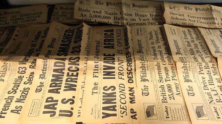 Lot of Vintage Newspapers - Dixon's Auction at Crumpton
