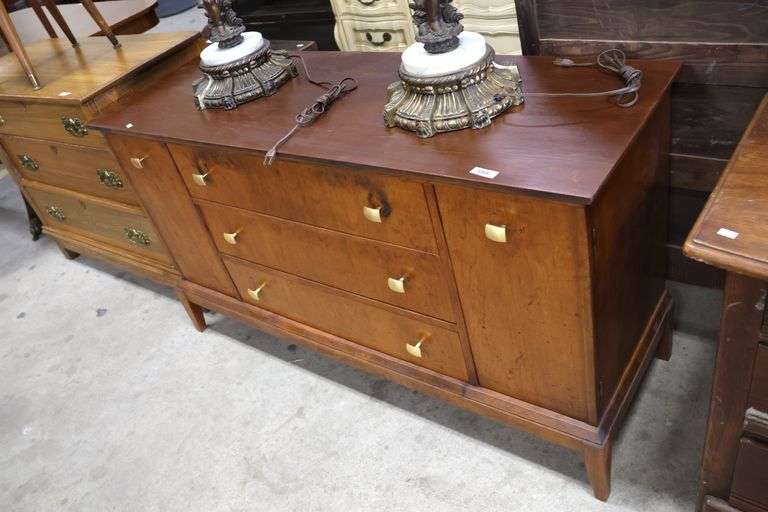 MCM Walnut Server - Dixon's Auction at Crumpton