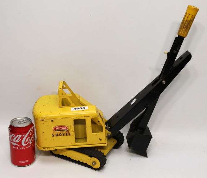Vintage Tonka Shovel Toy - Dixon's Auction at Crumpton