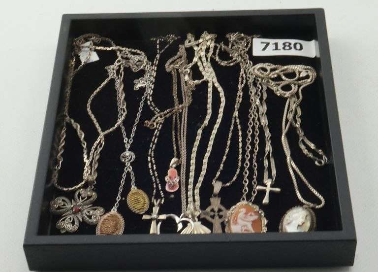 Sterling Silver Jewelry Lot - Dixon's Auction at Crumpton