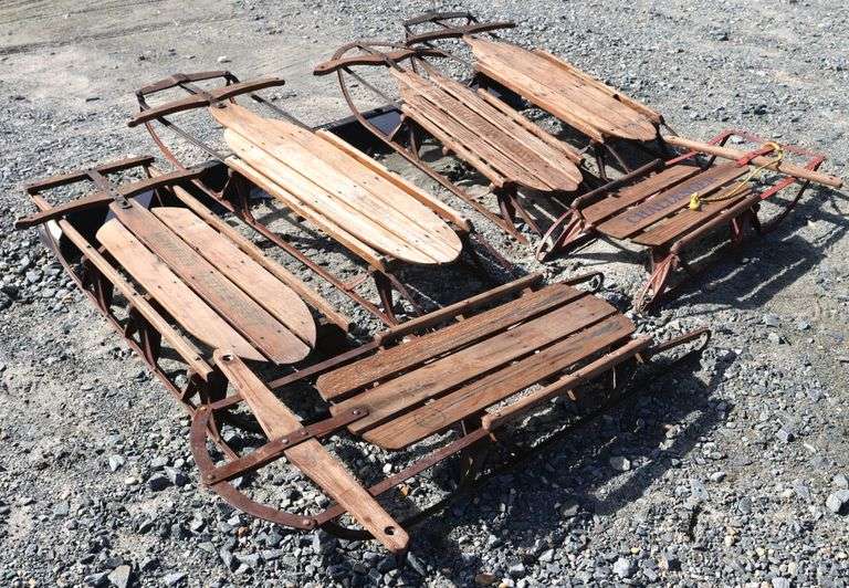 *NO STORAGE* 6 Vintage Sleds - Dixon's Auction at Crumpton