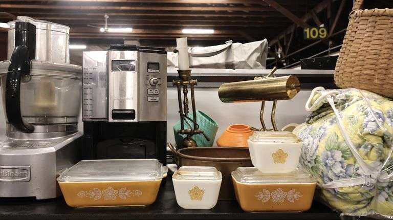 Lot of Kitchen Tools, Vintage Pyrex Dishes, Brass Table Lamps, Woven ...