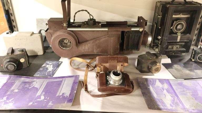 Lot of Vintage Film Cameras, Printing Plates & Supplies - Dixon's ...