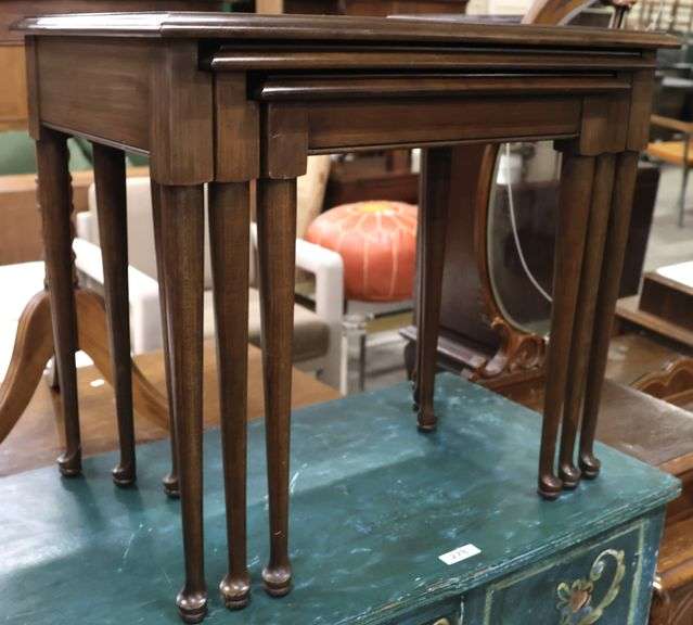 Modern Cherry Nesting Tables - Dixon's Auction at Crumpton