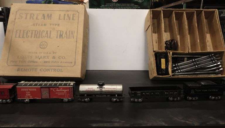 Vintage Marx Stream Line Electric Train Set & Box - Dixon's Auction at ...