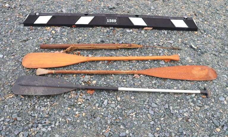 *NO STORAGE* Paddles and Harpoon - Dixon's Auction at Crumpton