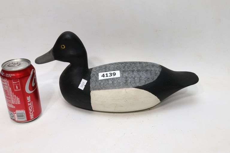 Harry V. Shourds 1981 Bluebill Duck Decoy - Dixon's Auction at Crumpton