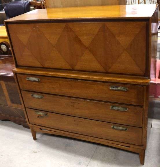 MCM Walnut Chest - Dixon's Auction at Crumpton