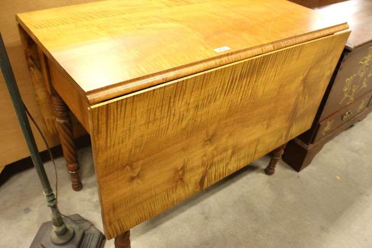 Sheraton Tiger Maple Drop Leaf Table - Dixon's Auction at Crumpton