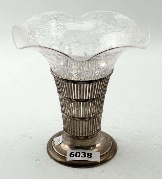 Sterling Silver Reticulated Vase with Glass Insert 3.6 ozt - Dixon's ...