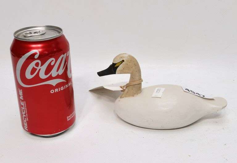 Jesse Urie Miniature Swan Decoy - Dixon's Auction at Crumpton