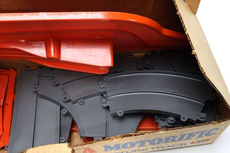 Vintage Ideal Flying a Motorific Car & Torture Track with Box - Dixon's ...