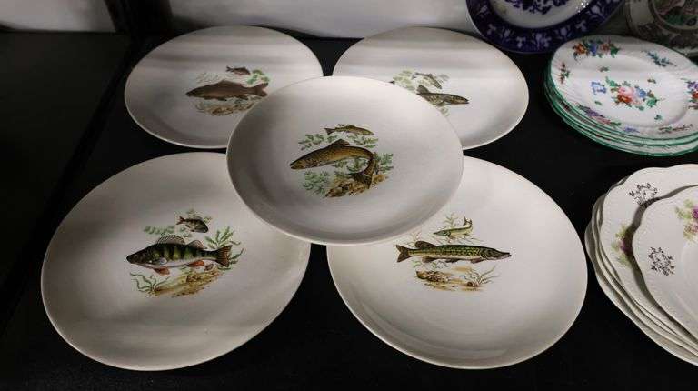 Lot of Crown Devon Fish Plates, Vintage Porcelain Dishes Etc. - Dixon's ...