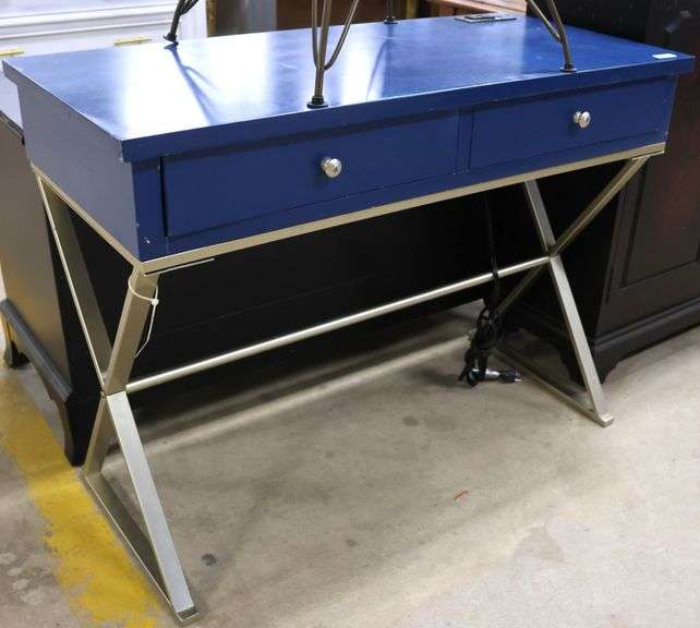 Modern X Base Desk - Dixon's Auction at Crumpton