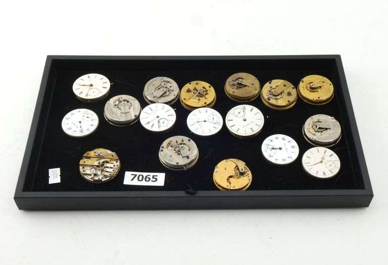 Tray Lot of Pocket Watch Movements - Dixon's Auction at Crumpton