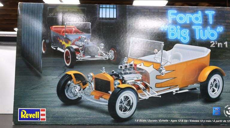 Revell Ford T Big Tub Model & Box - Dixon's Auction at Crumpton