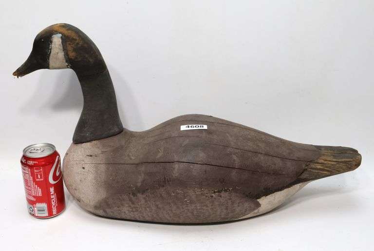 Antique Carved Canada Goose Decoy - Dixon's Auction at Crumpton