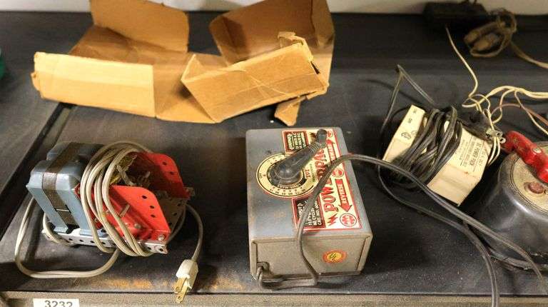 Vintage Electronics Lot, Model Railroad Transformers Etc. - Dixon's ...