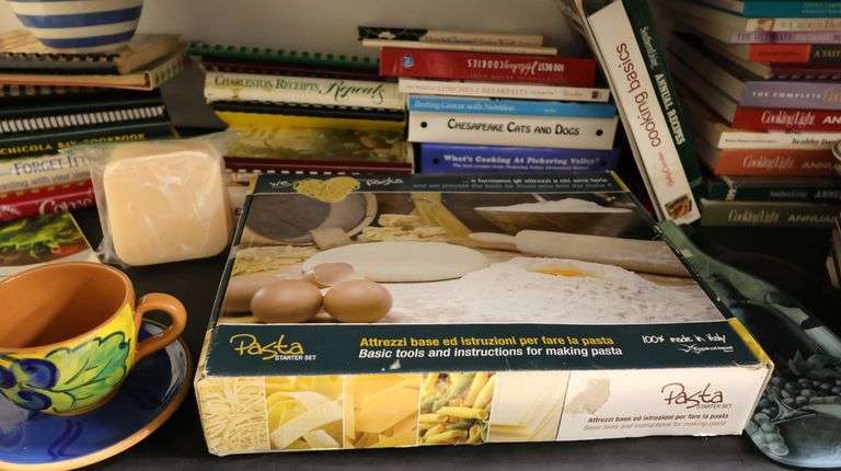 Past Making Kit, Cook Books, Etc. - Dixon's Auction at Crumpton