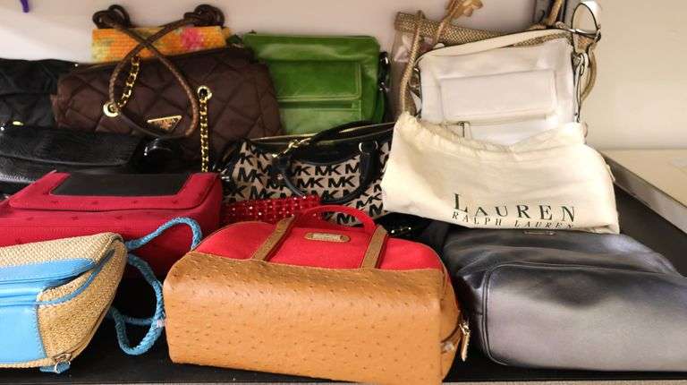 Lot of Women's Handbag Purses - Dixon's Auction at Crumpton