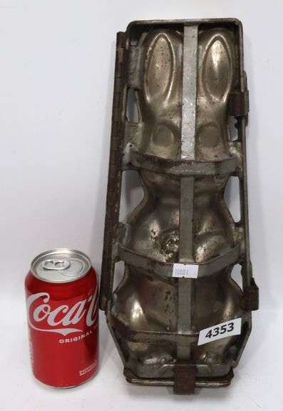 Antique Rabbit Chocolate Mold - Dixon's Auction at Crumpton