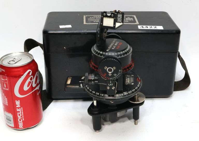 Vintage W.W. Boes Co. Astro Compass Mk II - Dixon's Auction at Crumpton